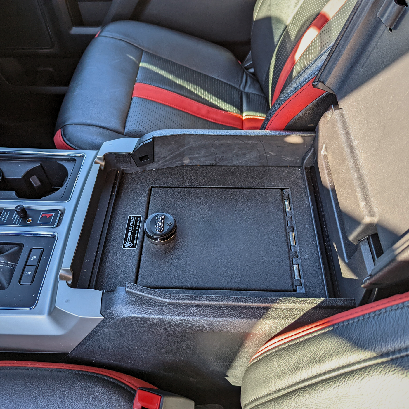 Ford F250/F350/F450 Super Duty Full-Floor Center Console Safe: 2017 ...