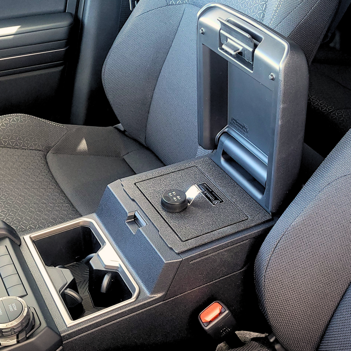 Toyota 4Runner Center Console Car Safe: 2025 - 2026